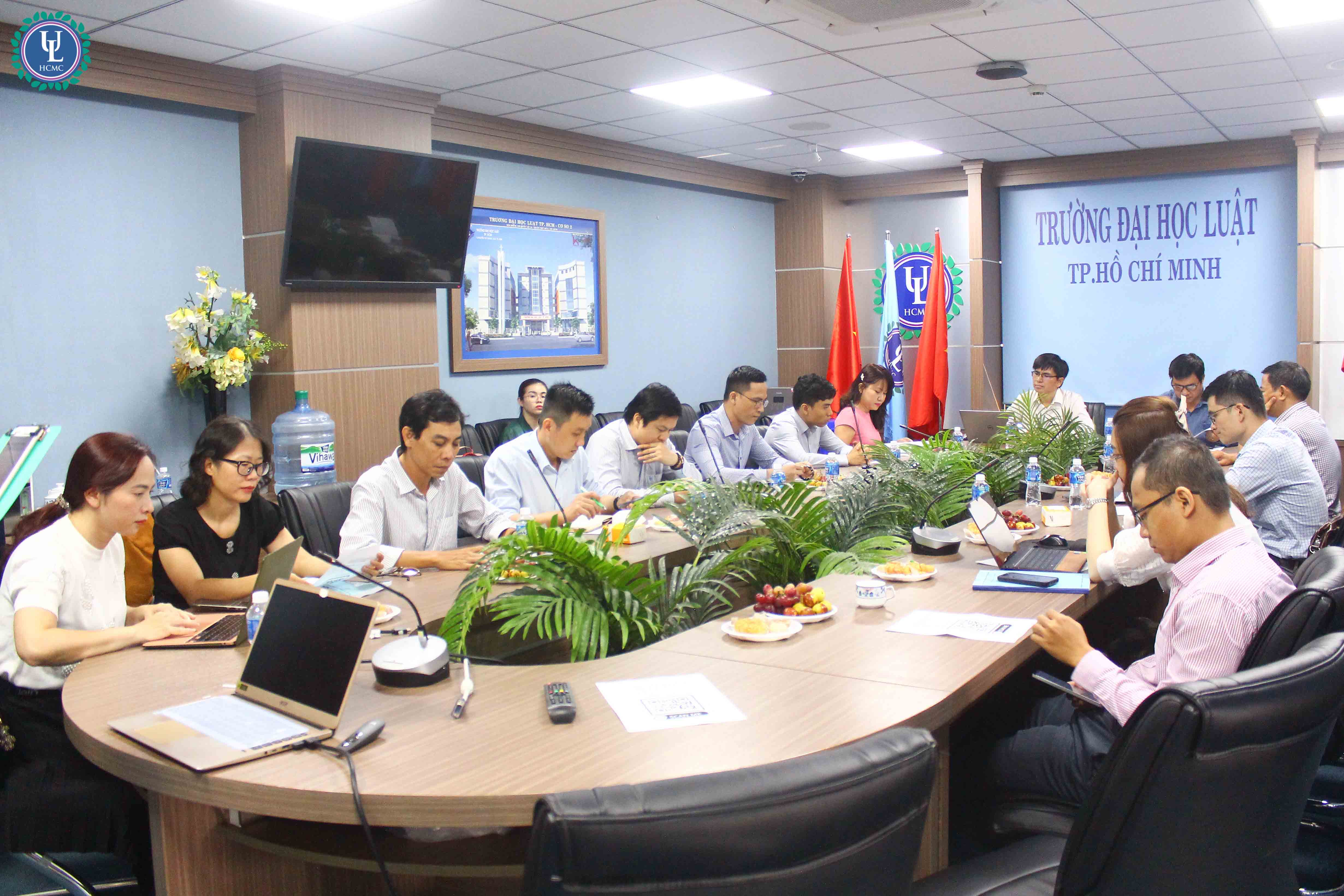 Khoa Quản trị Trường Đại học Luật TP.HCM tổ chức Hội thảo "Xây dựng chương trình đào tạo trình ...